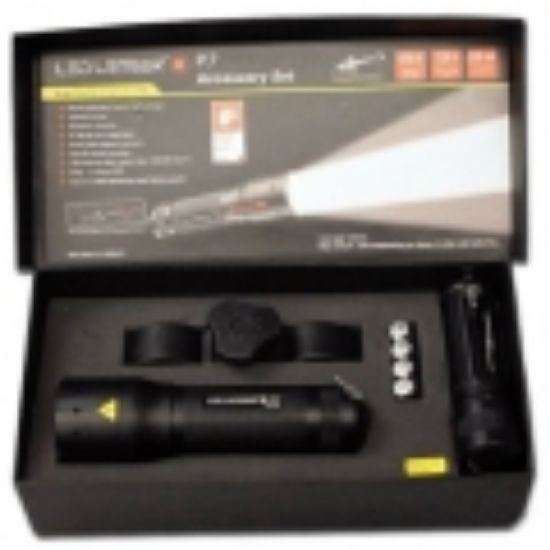 LED Lenser P7 Torch & Gun Mount Gift Set. Solware Ltd.